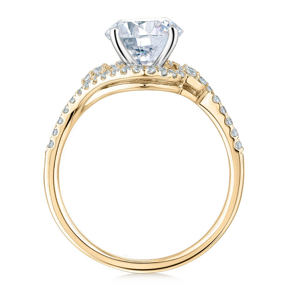 Round Brilliant shouldered engagement ring with 2.27 carats* of diamon ...