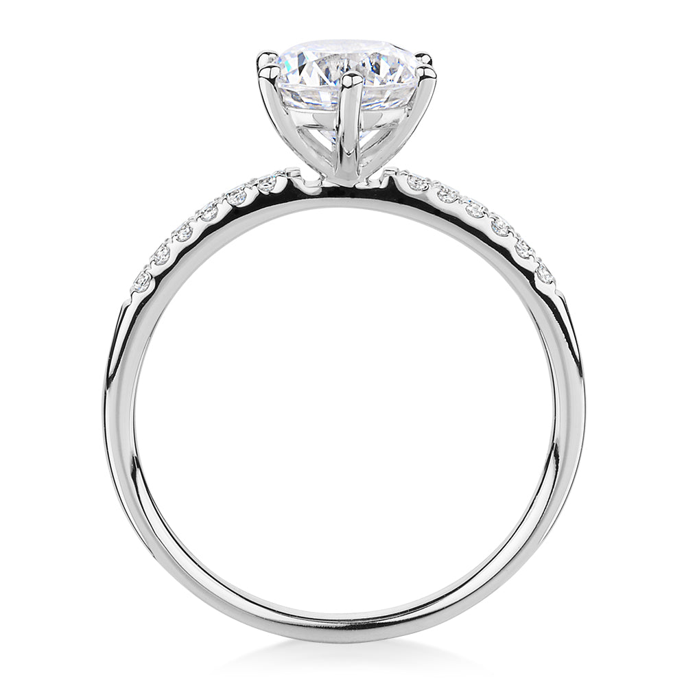 Round Brilliant shouldered engagement ring with 1.67 carats* of diamon ...